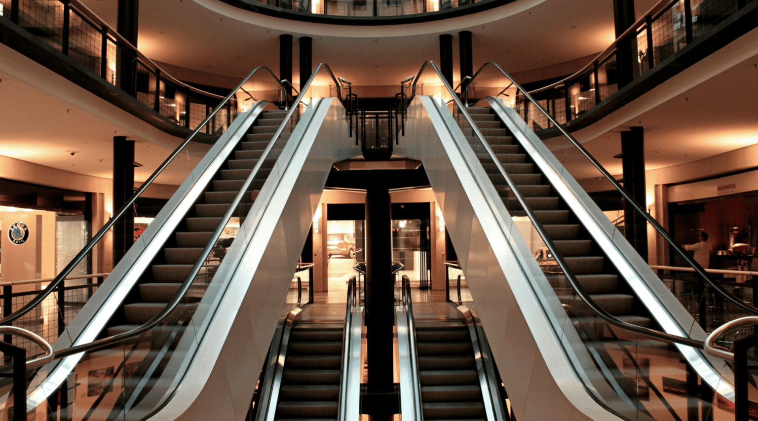 How Glass Upgrades Are Transforming Mall Renovations In California