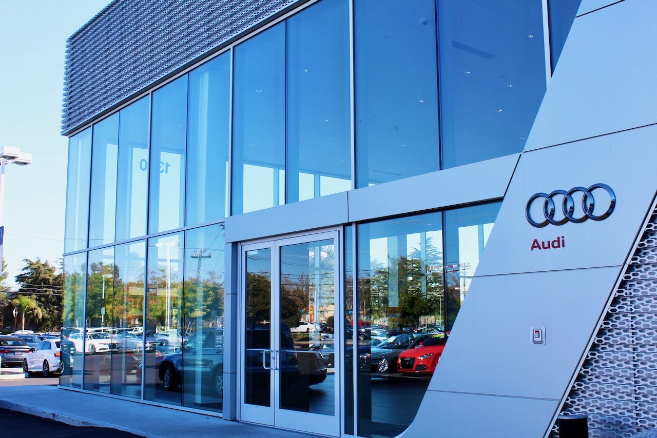 Glass Services | Repairs, Replacements, Customizations, And More